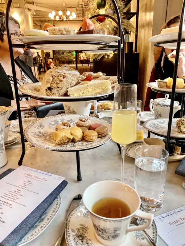 Winter Magic: Best Holiday Afternoon Teas in Chicago