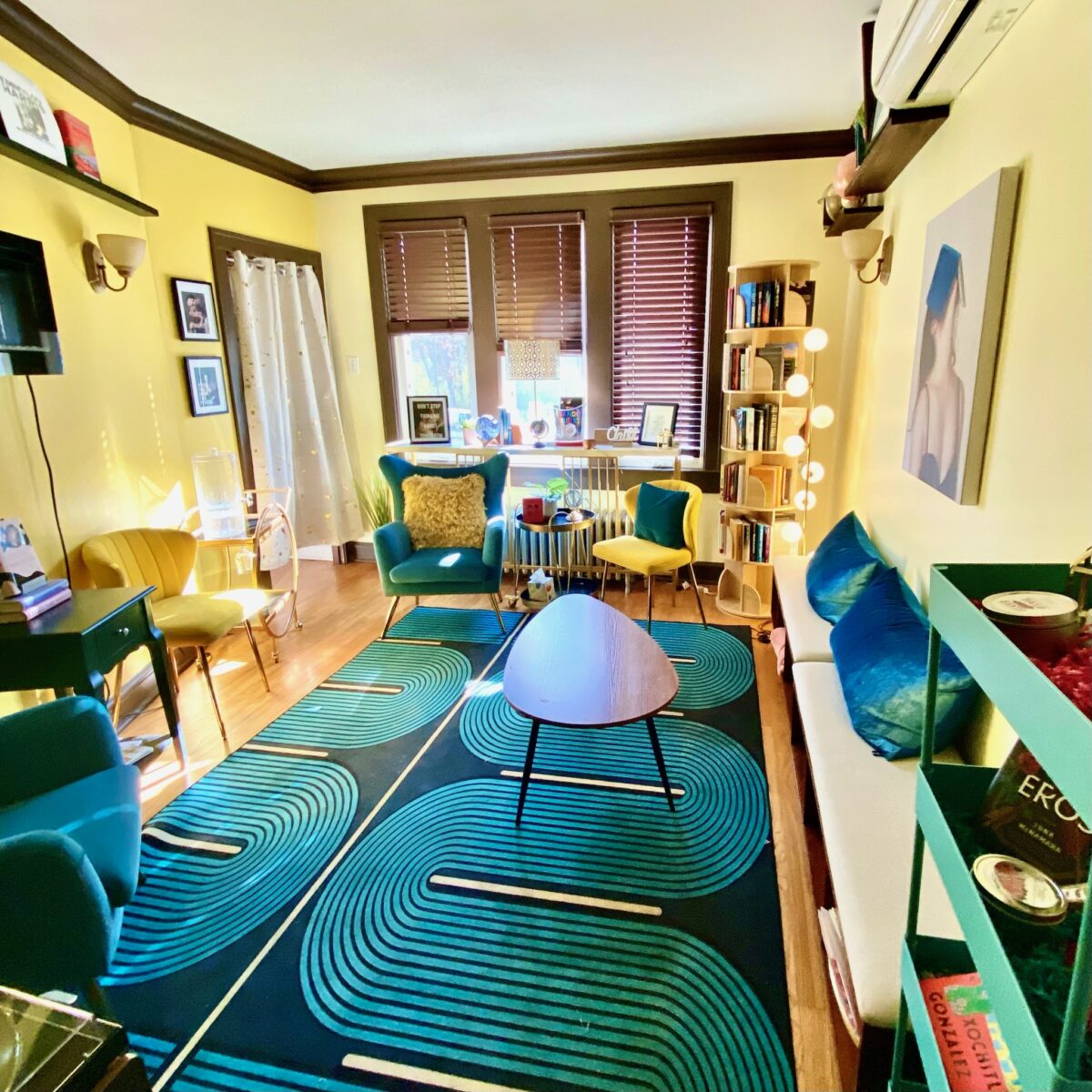 Unique Indie Bookstores in Chicago - The Chicago Good Life