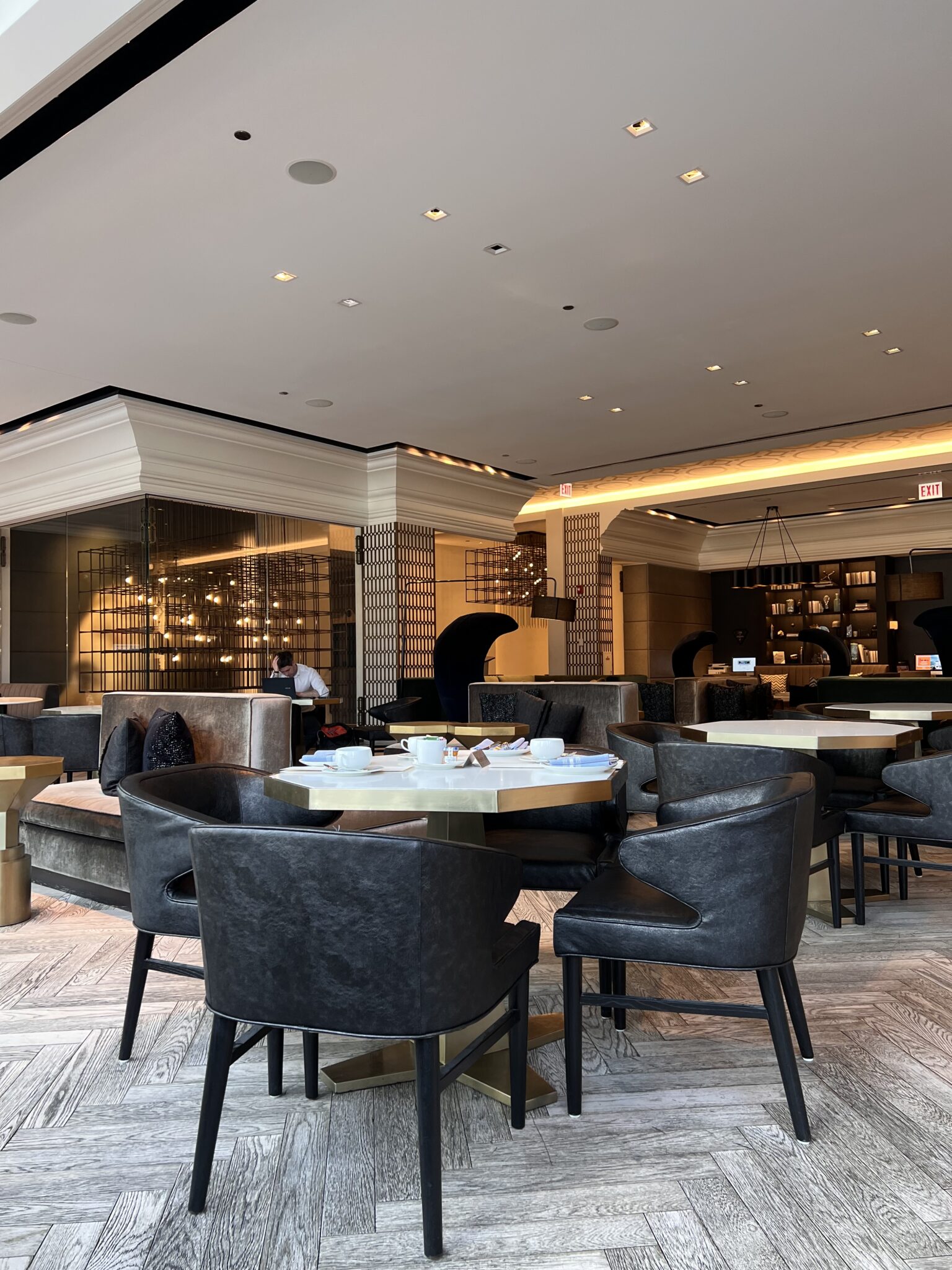 Mother’s Day Guide to Chicago’s Best Afternoon Teas - The Chicago Good Life