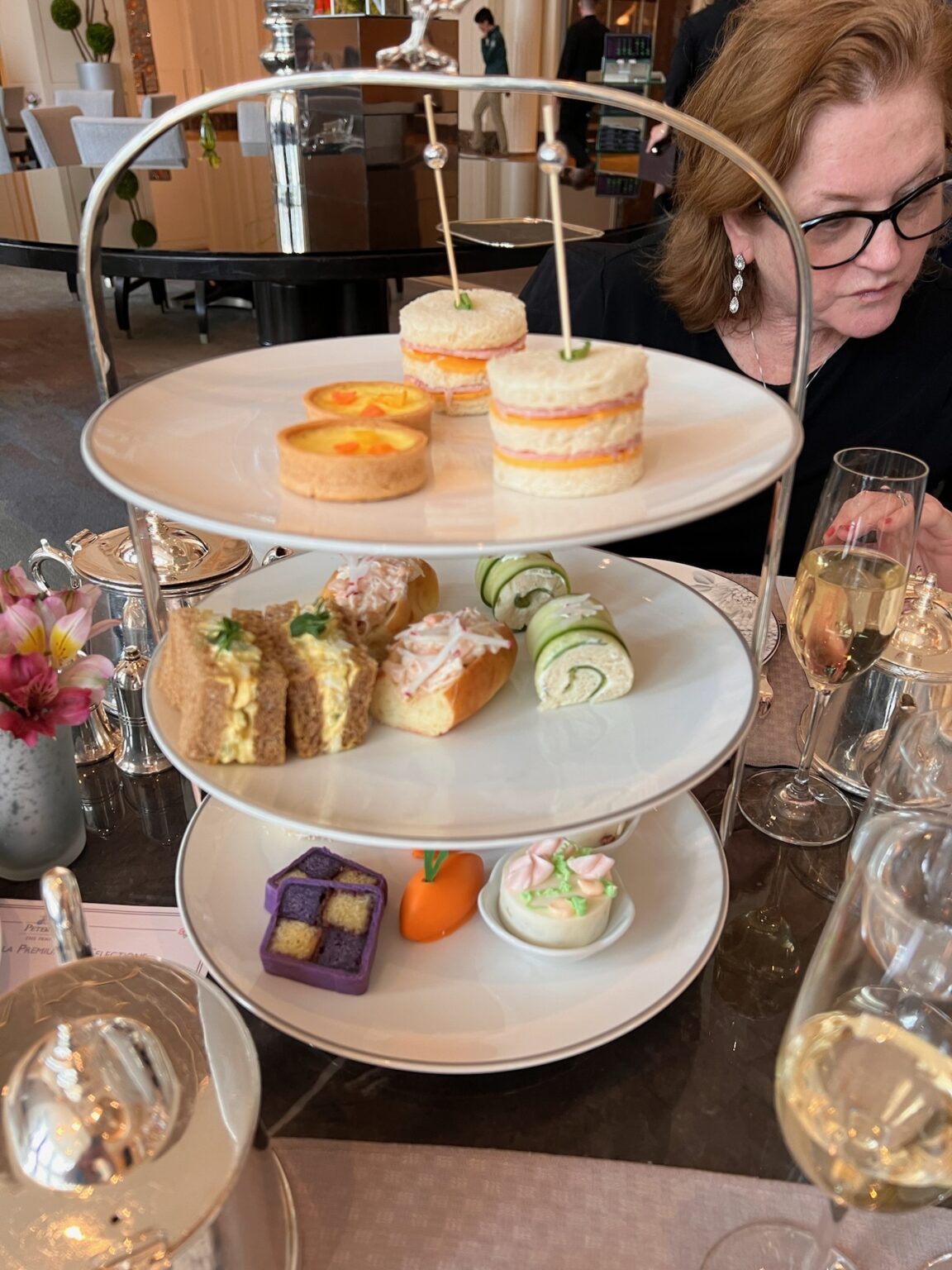 Mother’s Day Guide to Chicago’s Best Afternoon Teas - The Chicago Good Life