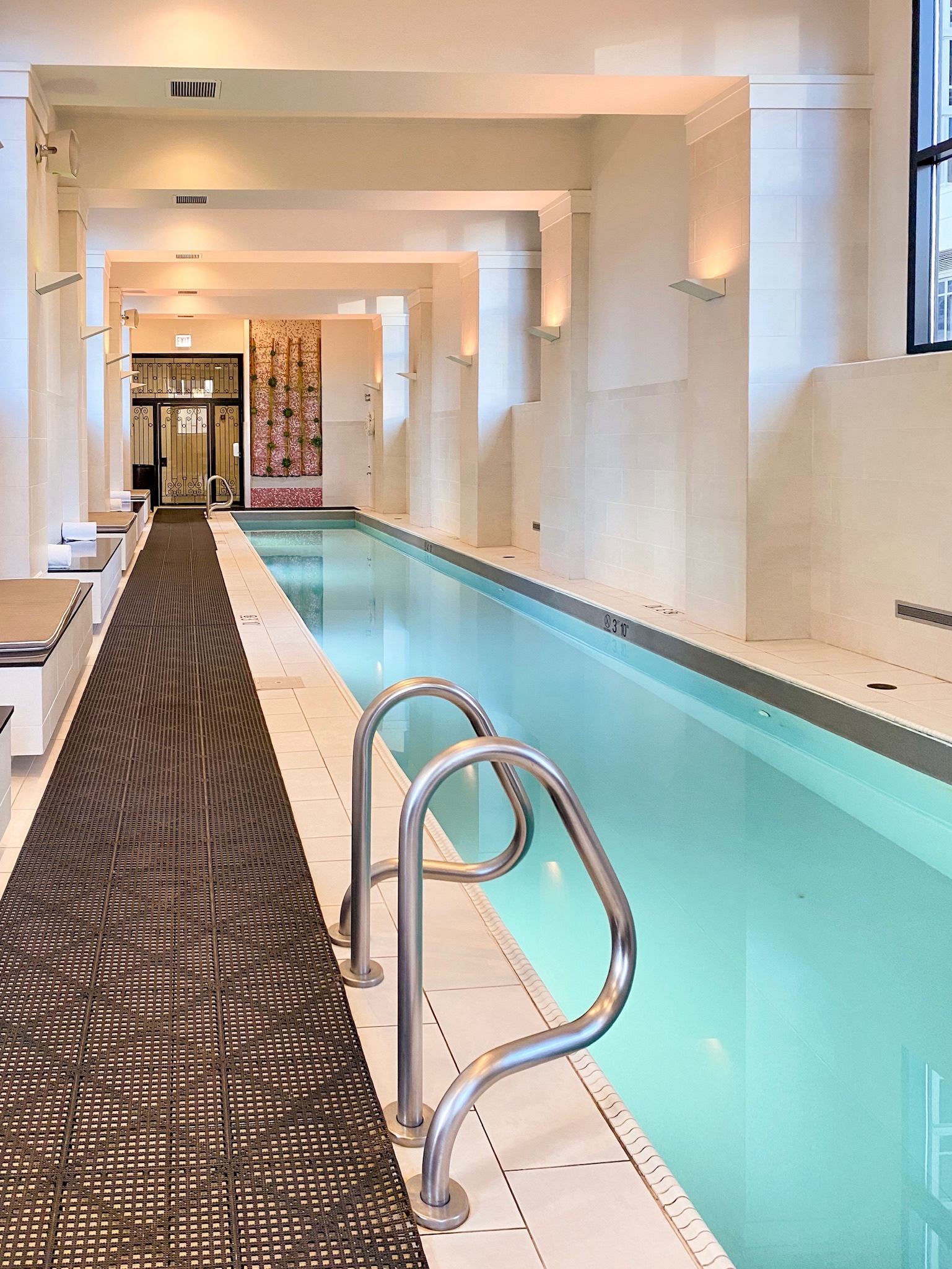 My Guide to Chicagoland’s Best Indoor Pools